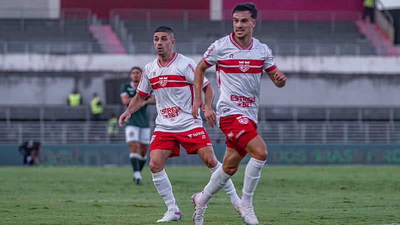 Meia do CRB entra para o 'time da temporada' da Série B feito por site ...