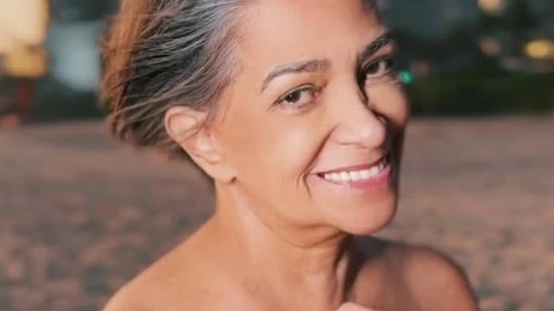 Morre a influenciadora Fernanda Britto, no RJ, aos 64 anos