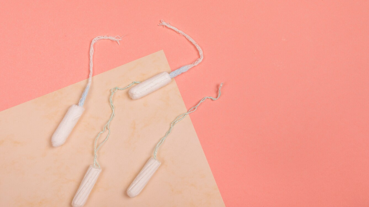 Mãe engravida com DIU e bebê nasce com dispositivo no corpo