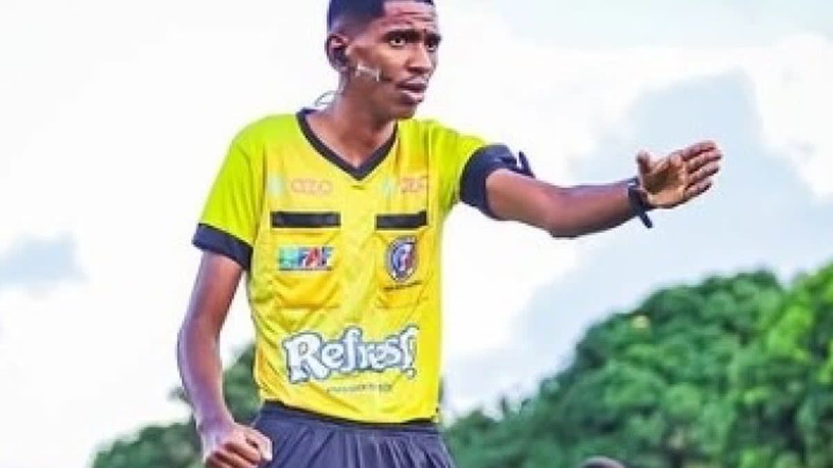 Injúria racial contra árbitro em jogo de futebol levou à prisão de ...