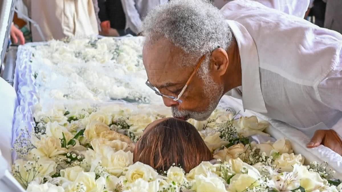 Gilberto Gil exibe fotos no velório de Preta Gil: ‘Onde houver amor e ...
