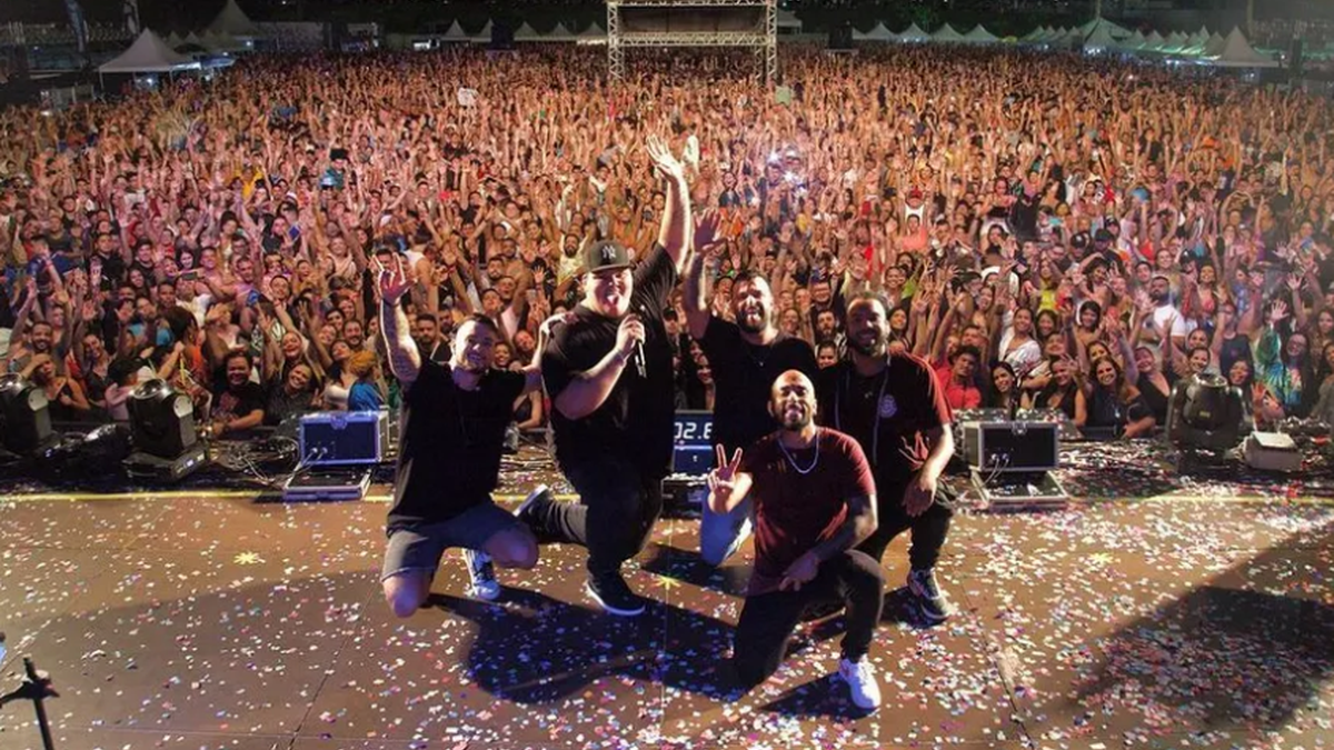 Grupo surpreende e tira sertanejo do topo do ranking musical do Brasil ...