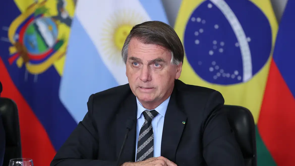 Defesa de Bolsonaro volta a pedir prisão domiciliar