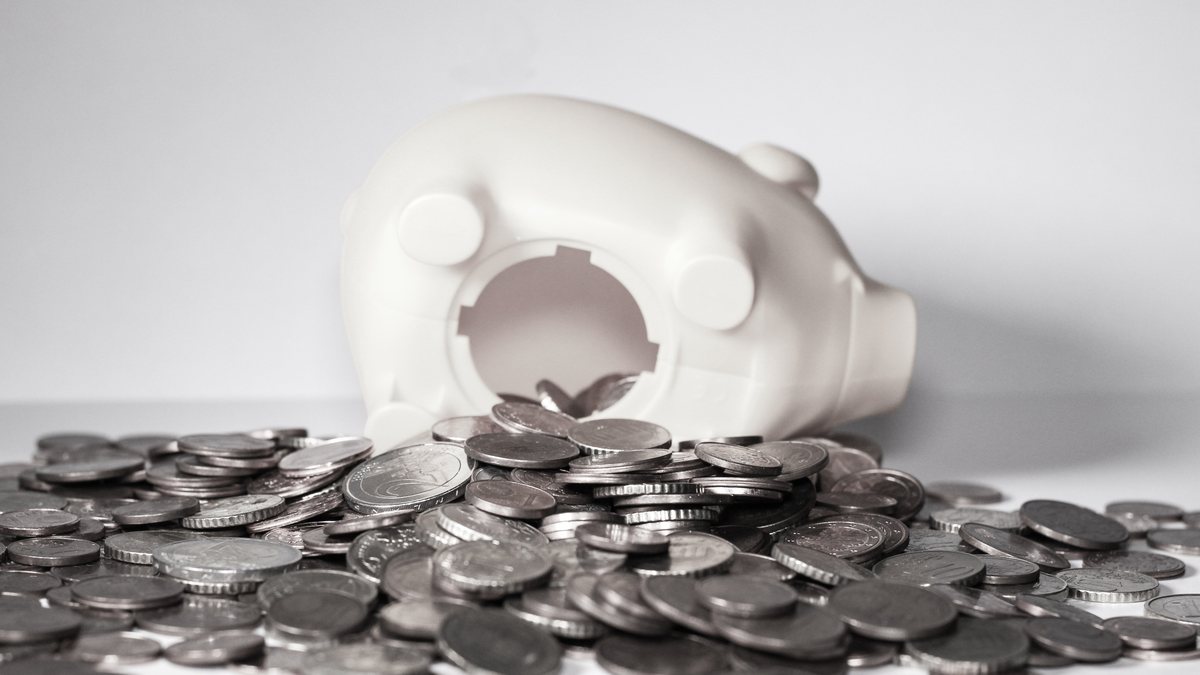 Crianças aprendem mais sobre dinheiro com mesada sem obrigações, diz ...