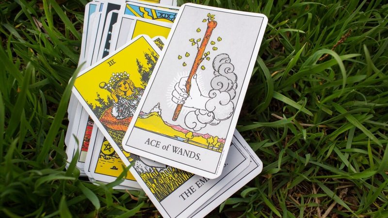 Tarot do dia: previsão para os 12 signos em 14/05/2026