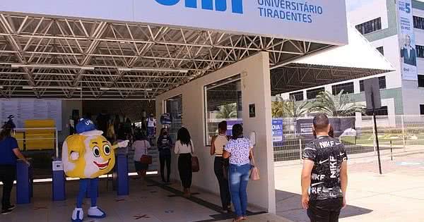 Unit abre inscrições de vestibular com mais de mil bolsas de estudo