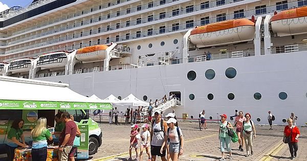 Navio MSC Musica abre temporada de cruzeiros em Maceió