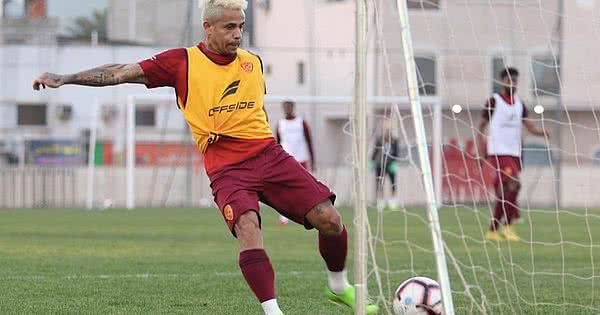 Com mais de 200 jogos na Arábia Saudita, Elton destaca fase no futebol ...