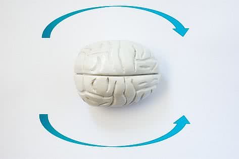 Você sabe o que é labirintite? Doença afeta todas as idades