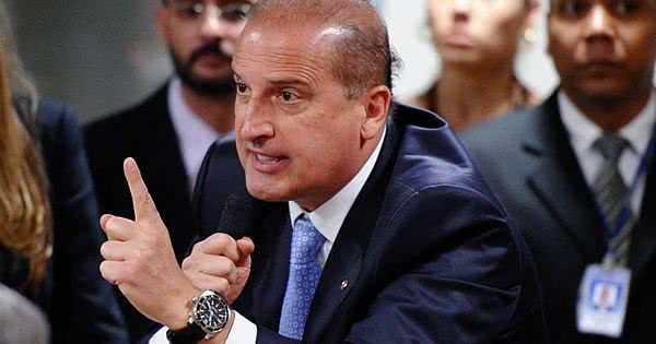 Governo enviará ao Congresso PEC que cria regime de capitalização, diz Onyx