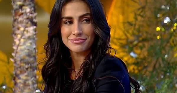 Any Borges é grande vencedora da Ilha Record e fatura R$ 500 mil