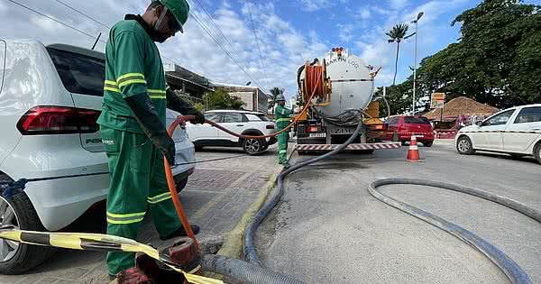 Operação Verão: Verde Alagoas realiza desobstrução de esgoto em Maragogi