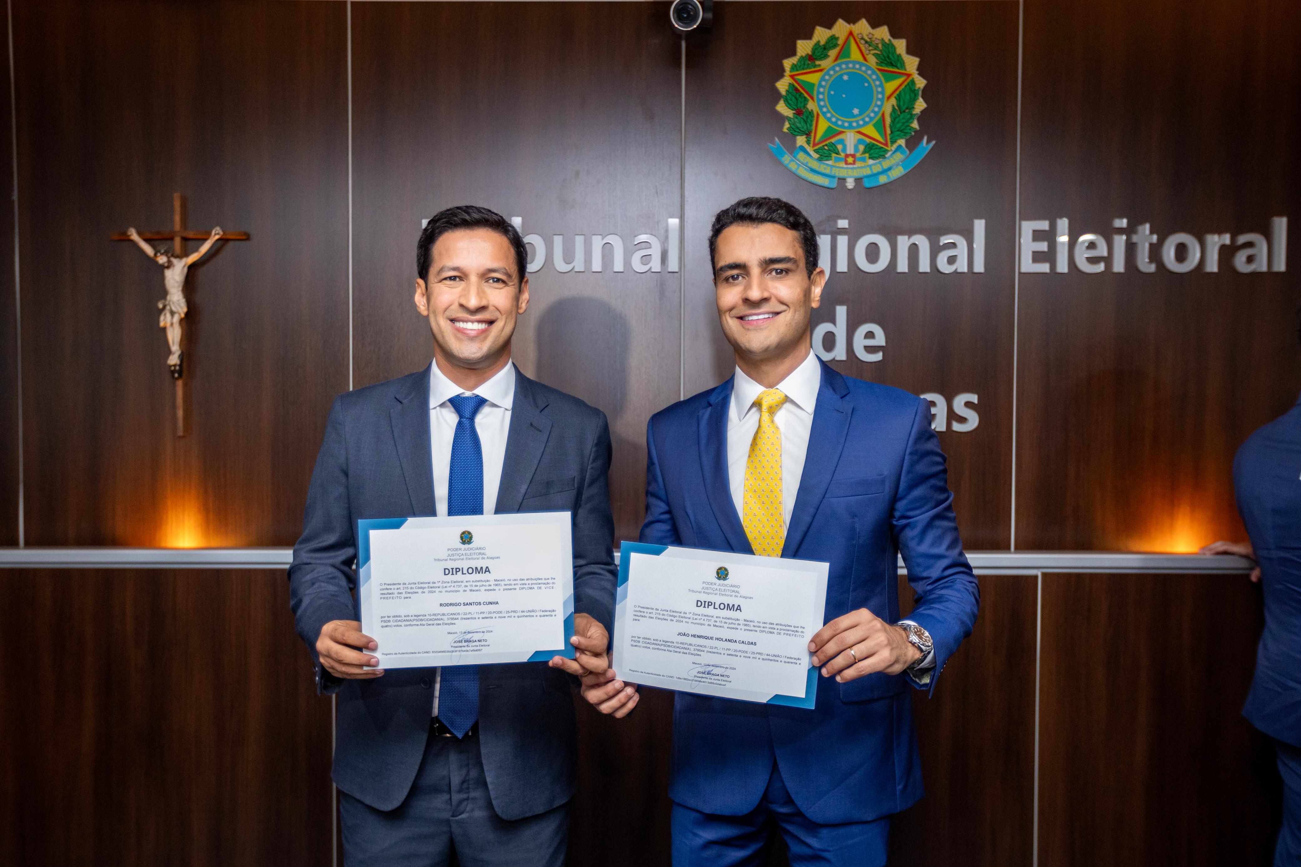 Prefeito, vice-prefeito e vereadores tomam posse neste 1º de janeiro na Câmara Municipal de Maceió