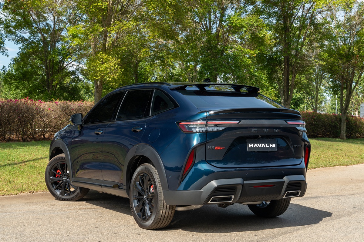 GWM Haval H6 ganha motorização Híbrida Flex para linha 2027