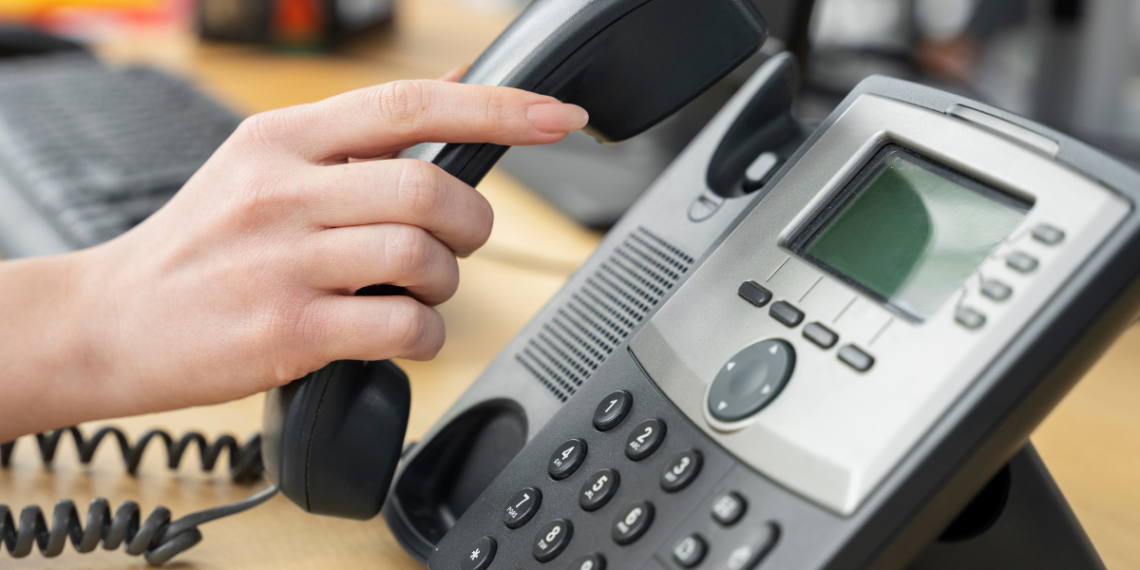 A partir de 01/02, Anatel altera cobrança para quem usa telefone para ...